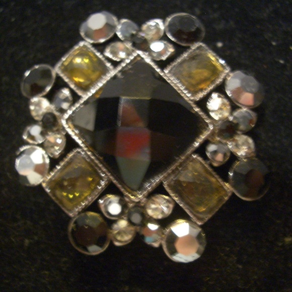 UNBRANDED | Jewelry | Vintage Pewter Color Metal And Rhinestones Pin ...